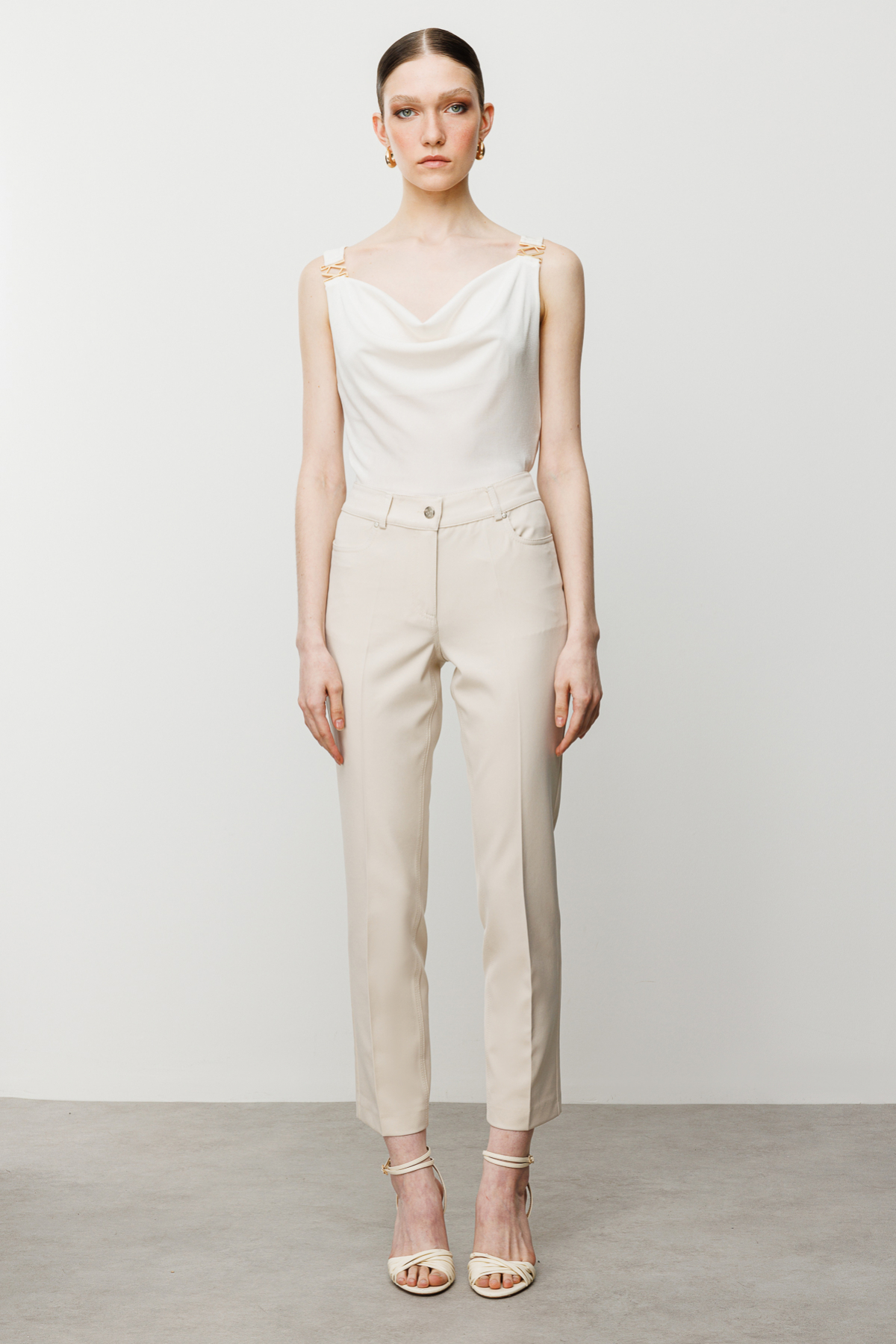 EKOL Dört Cep Dar Paça Pantolon 2002 Kum – Erol İpek